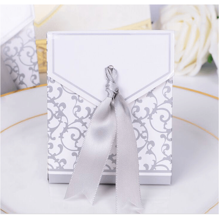 White and Silver Wedding Favour Gift Box with Silver Ribbon (Set of 10 ...